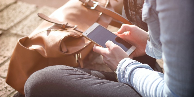 Five Huge Mistakes That Make Your Smartphone Less Secure